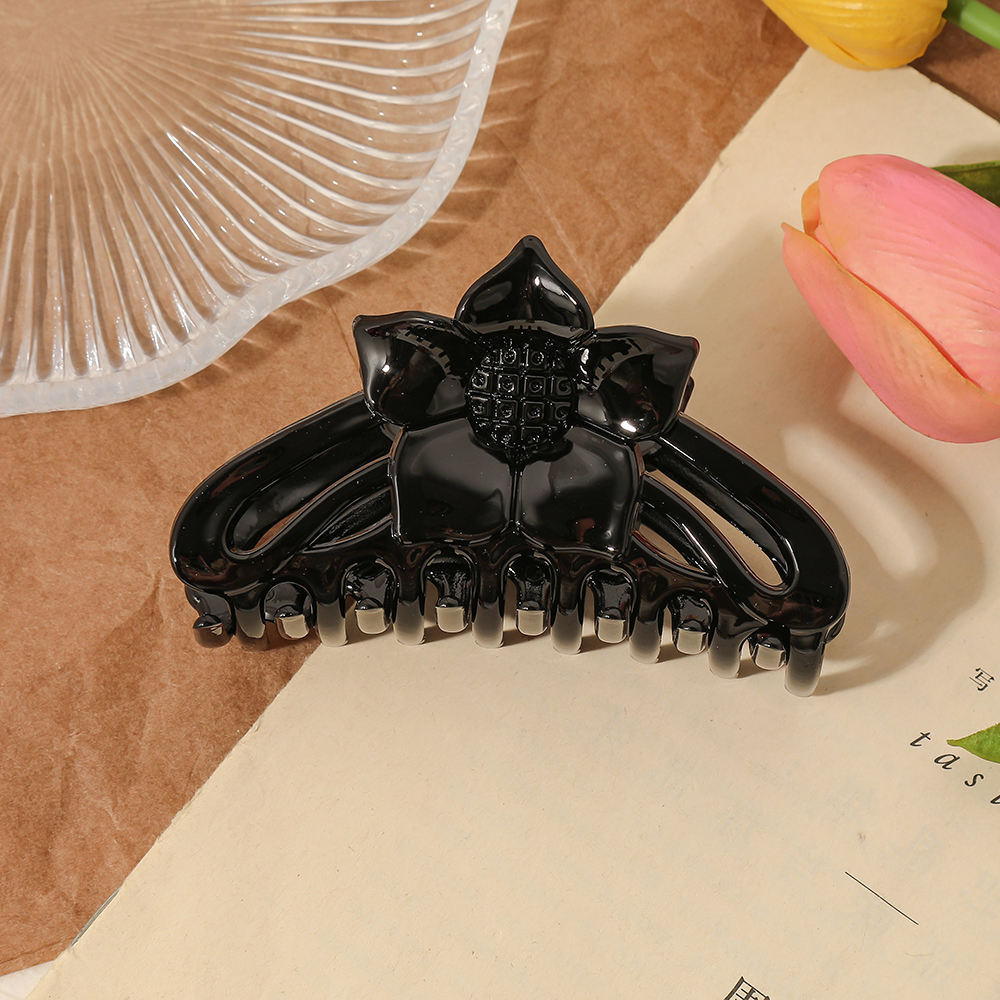 Unique Design Hair Claw Clips - 6 Pcs (C139) – Moon Kuwait